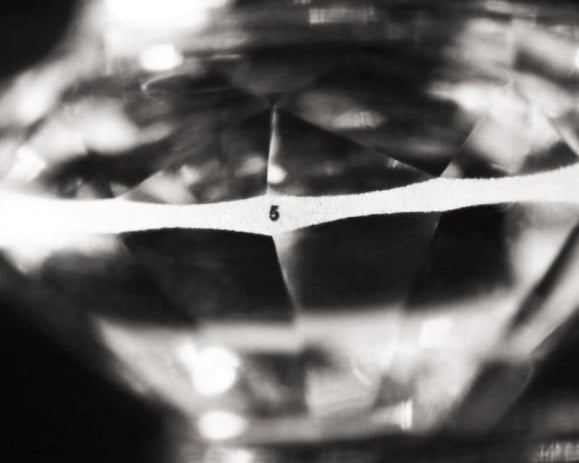 Facet Definition: What You Need to Know - Luksus Diamonds